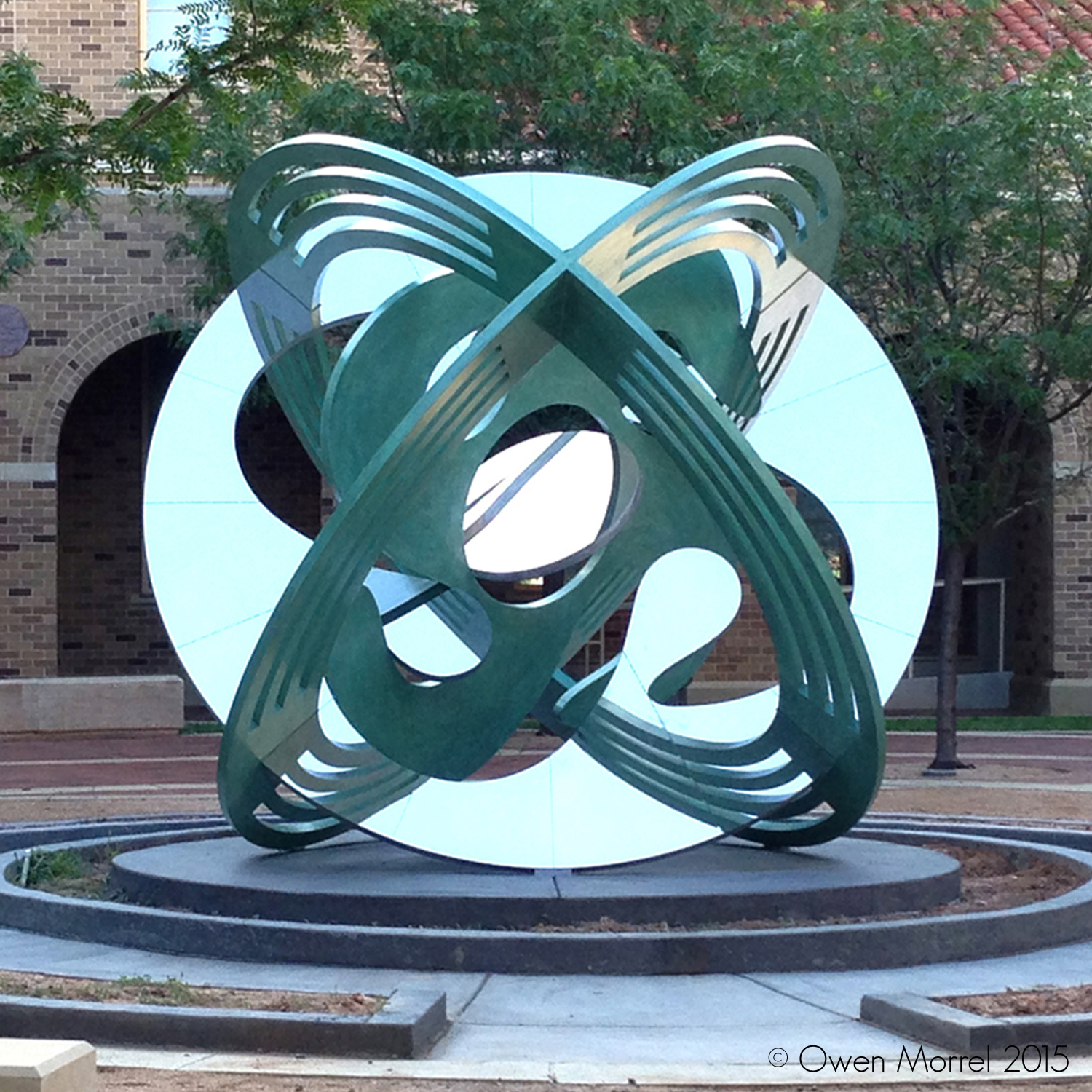 Owen Morrel; Monumental way of seeing – Art Sôlido