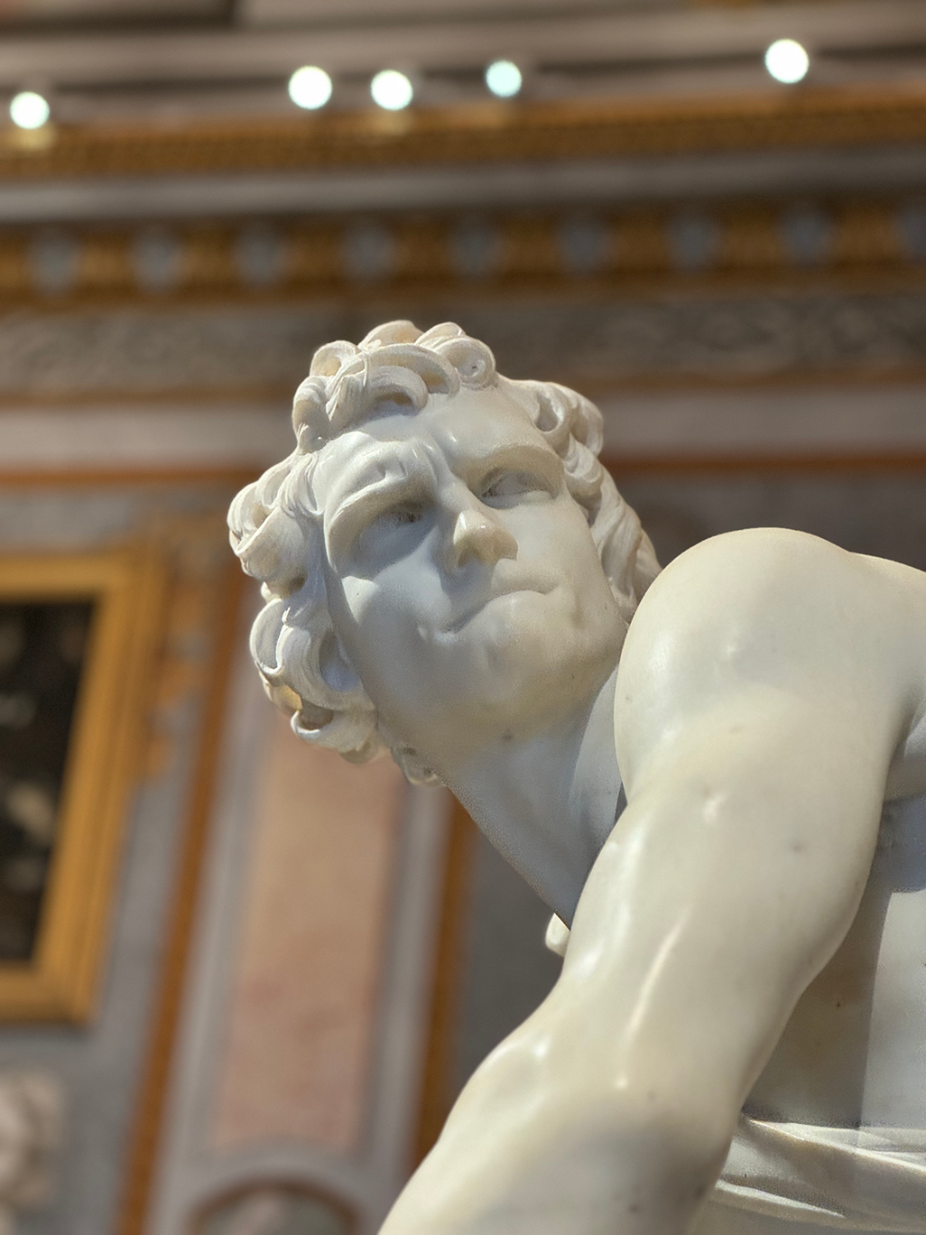 Gian Lorenzo Bernini’s David in the Borghese Gallery – Art Sôlido